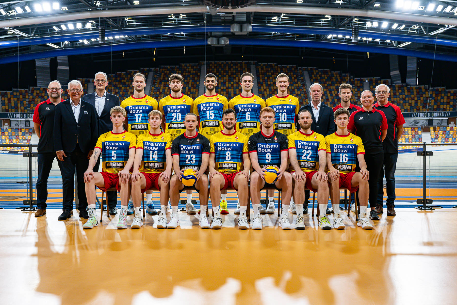Draisma Dynamo H1 tegen Olympiacos Piraeus bij Omnisport Apeldoorn
